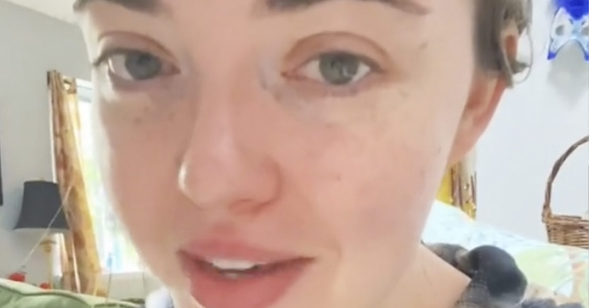 There Was A Ghost Attached To A Chair Her Mom Gave Her And People Think This Ghost Was Really