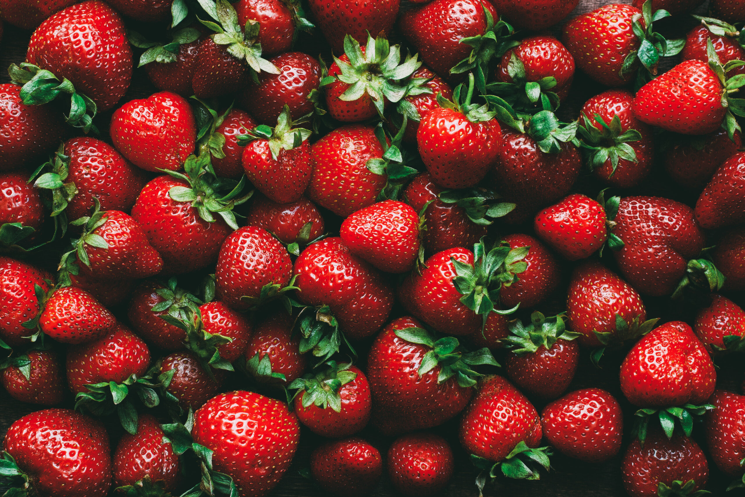 She Paid $19 For A Single Strawberry Imported From Japan - Chip Chick