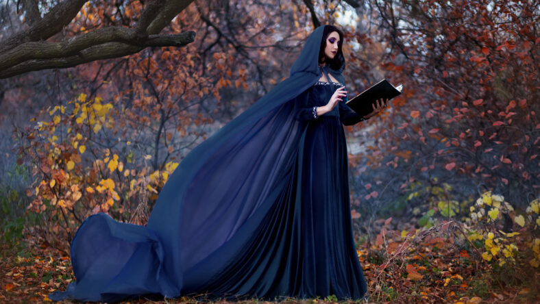 She Convinced Two Men At A Bar That She Was A Witch, And She Made One ...