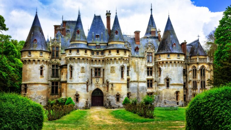 She Lived In A Haunted French Castle And Her Time There Ended With ...