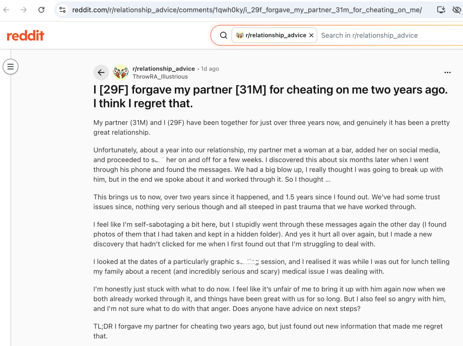 Her Boyfriend Sent Romantic Messages To A Woman He Met At A Bar While ...