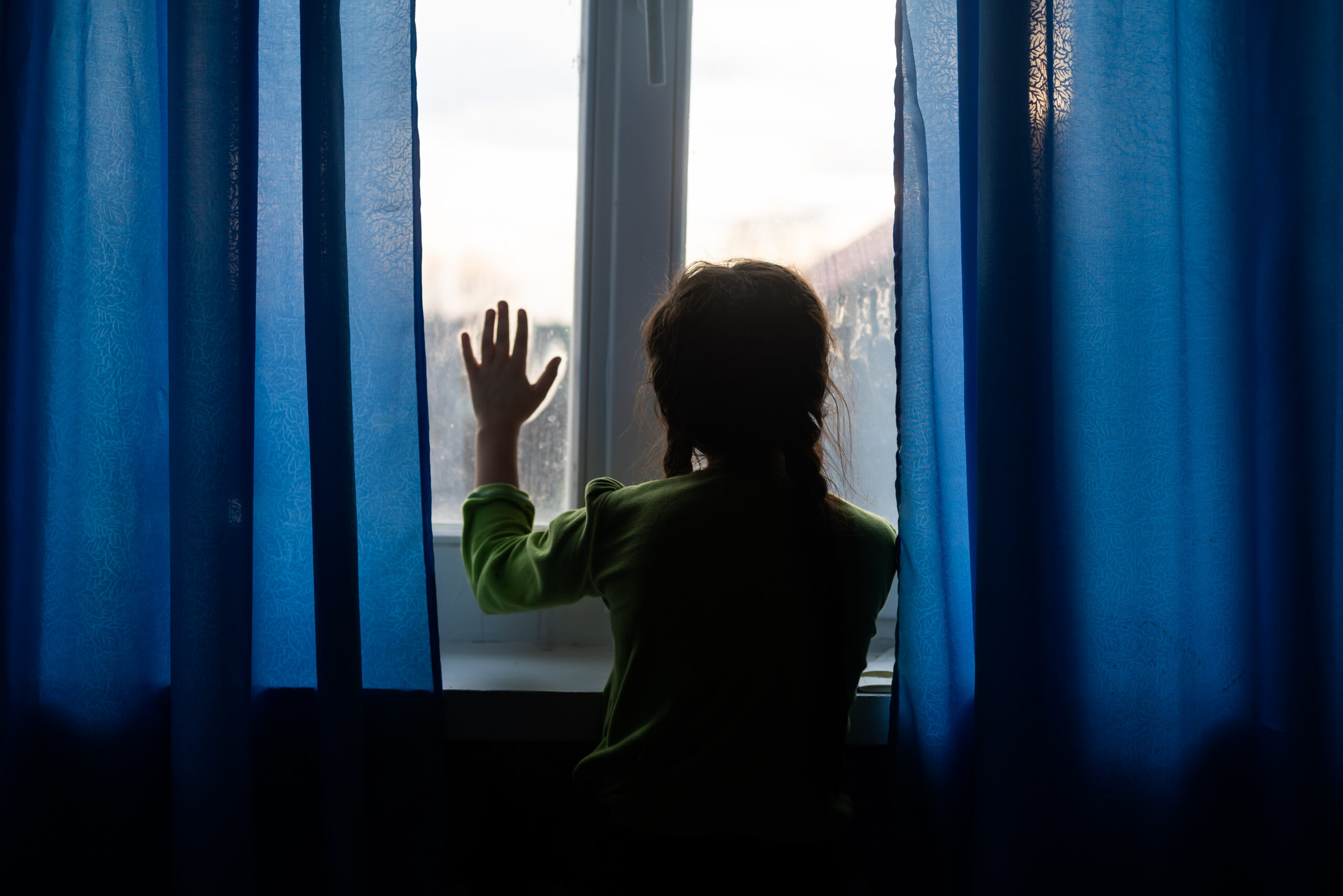She And Her Brother Fought Off A Home Invader As Children, Armed With ...